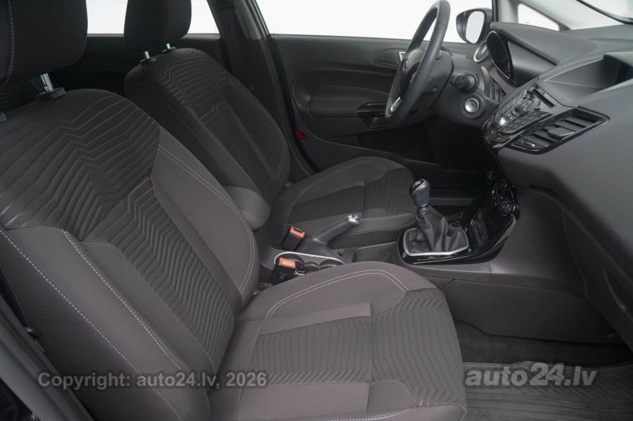 Melns Ford Fiesta 2014 Tallina, ar dzinēja tilpumu 1.20 L un nobraukumu 76 tūkst. km par 5490 €, foto 10 vietnē AUTOMOTO.COM.LV