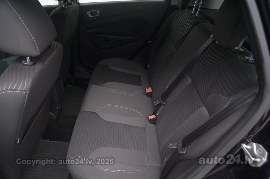 Melns Ford Fiesta 2014 Tallina, ar dzinēja tilpumu 1.20 L un nobraukumu 76 tūkst. km par 5490 €, foto 18 vietnē AUTOMOTO.COM.LV