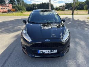 Black Ford Fiesta 2014 in Valmiera, with an engine capacity of 1.50 L and mileage of 367 thousand km for 3550 €, photo 3 on AUTOMOTO.COM.LV