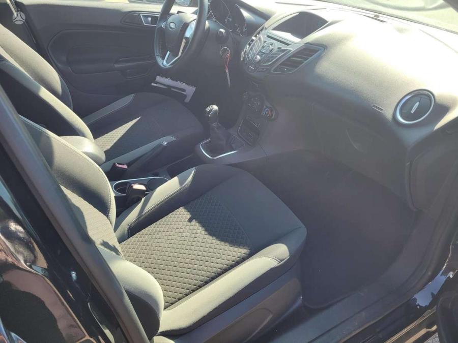 Melns Ford Fiesta 2014 Marijampole, ar dzinēja tilpumu 1.00 L un nobraukumu 120 tūkst. km par 2950 €, foto 5 vietnē AUTOMOTO.COM.LV