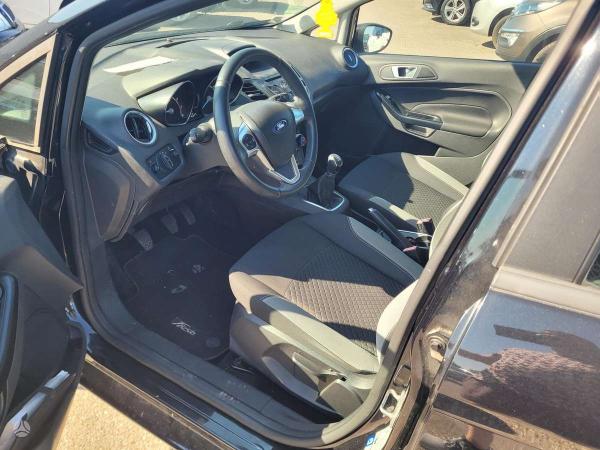 Melns Ford Fiesta 2014 Marijampole, ar dzinēja tilpumu 1.00 L un nobraukumu 120 tūkst. km par 2950 €, foto 7 vietnē AUTOMOTO.COM.LV
