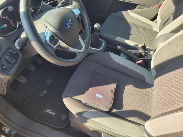 Melns Ford Fiesta 2014 Marijampole, ar dzinēja tilpumu 1.00 L un nobraukumu 120 tūkst. km par 2950 €, foto 8 vietnē AUTOMOTO.COM.LV