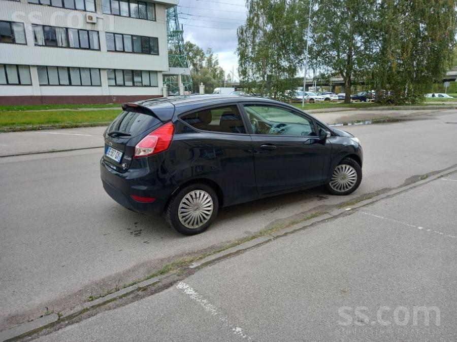 Melns Ford Fiesta 2014 Rīga, ar dzinēja tilpumu 1.50 L un nobraukumu 0 tūkst. km par 4999 €, foto 4 vietnē AUTOMOTO.COM.LV