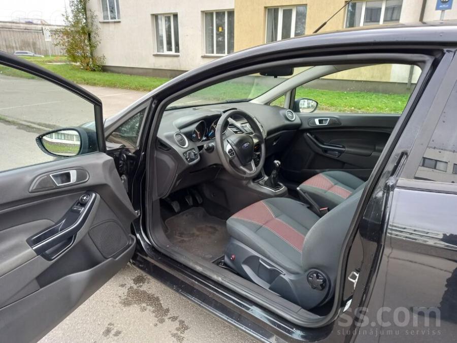 Melns Ford Fiesta 2014 Rīga, ar dzinēja tilpumu 1.50 L un nobraukumu 0 tūkst. km par 4999 €, foto 13 vietnē AUTOMOTO.COM.LV
