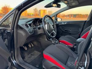 Black Ford Fiesta 2015 in Riga, with an engine capacity of 1.00 L and mileage of 130 thousand km for 5000 €, photo 6 on AUTOMOTO.COM.LV