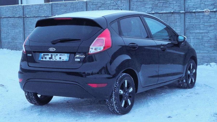 Black Ford Fiesta 2015 in Taurage, with an engine capacity of 1.00 L and mileage of 99 thousand km for 3800 €, photo 4 on AUTOMOTO.COM.LV