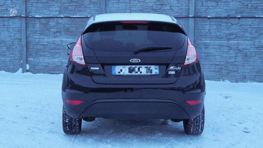 Black Ford Fiesta 2015 in Taurage, with an engine capacity of 1.00 L and mileage of 99 thousand km for 3800 €, photo 9 on AUTOMOTO.COM.LV