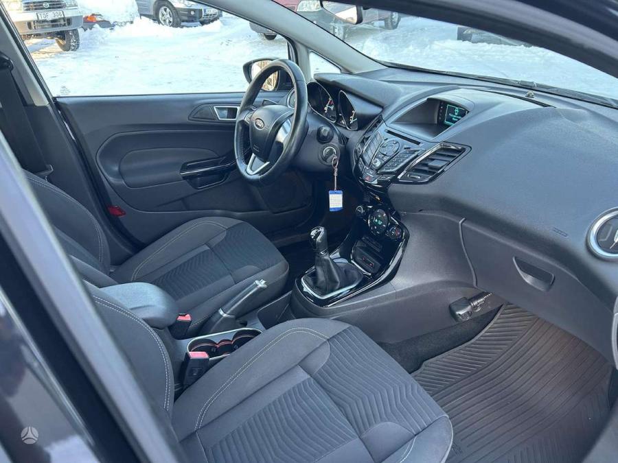 Black Ford Fiesta 2015 in Kretinga, with an engine capacity of 1.00 L and mileage of 149 thousand km for 4350 €, photo 13 on AUTOMOTO.COM.LV