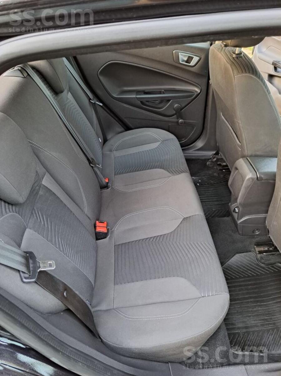 Black Ford Fiesta 2015 in Limbazi, with an engine capacity of 1.00 L and mileage of 115 thousand km for 3500 €, photo 12 on AUTOMOTO.COM.LV