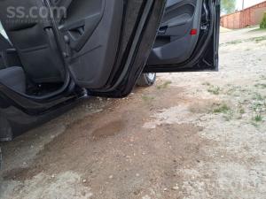 Black Ford Fiesta 2015 in Limbazi, with an engine capacity of 1.00 L and mileage of 115 thousand km for 3500 €, photo 17 on AUTOMOTO.COM.LV