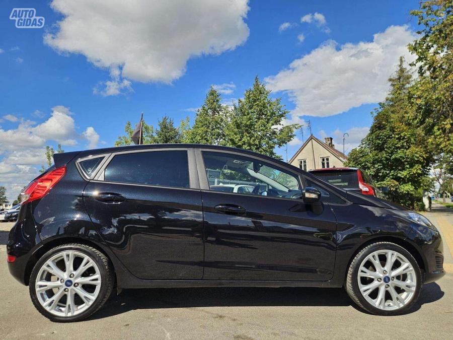 Melns Ford Fiesta 2015 Šauļi, ar dzinēja tilpumu 1.00 L un nobraukumu 228 tūkst. km par 5450 €, foto 7 vietnē AUTOMOTO.COM.LV