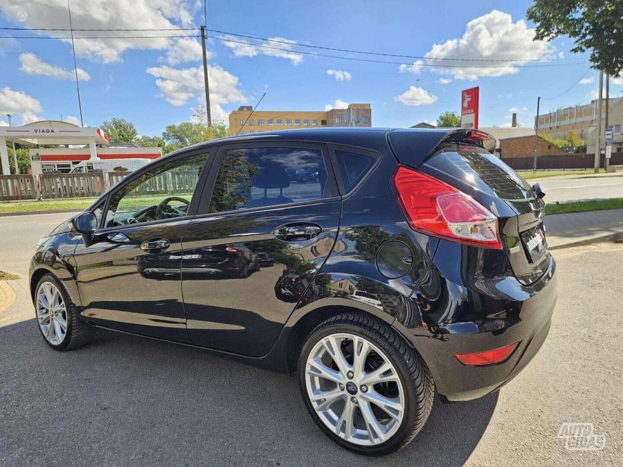 Melns Ford Fiesta 2015 Šauļi, ar dzinēja tilpumu 1.00 L un nobraukumu 228 tūkst. km par 5450 €, foto 9 vietnē AUTOMOTO.COM.LV