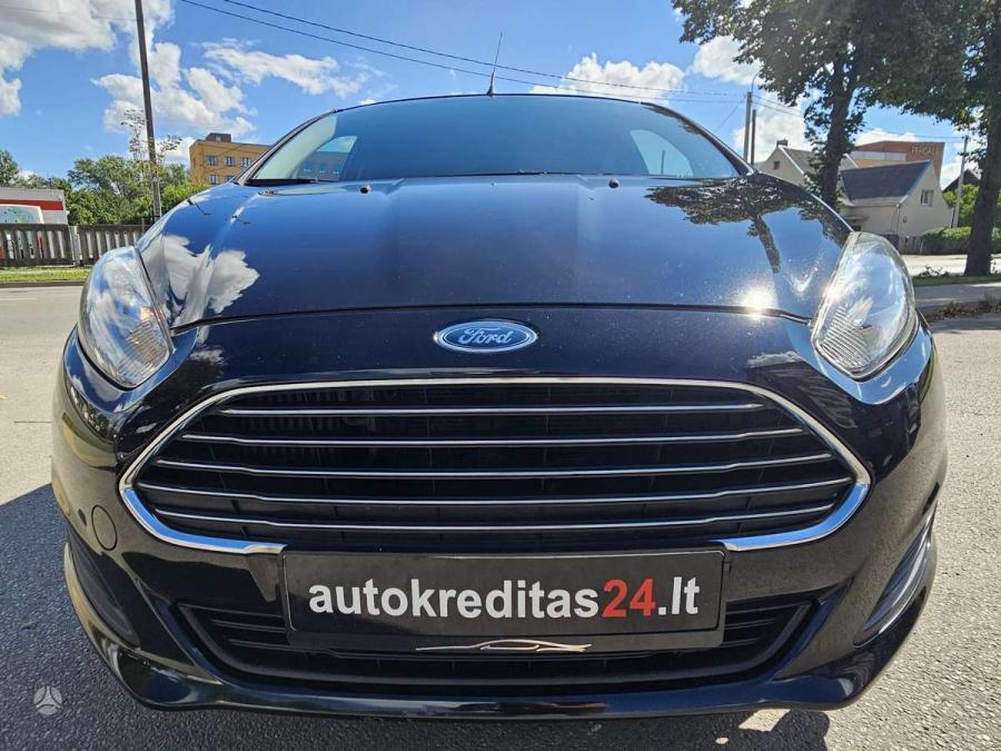 Black Ford Fiesta 2015 in Siauliai, with an engine capacity of 1.00 L and mileage of 228 thousand km for 5450 €, photo 3 on AUTOMOTO.COM.LV