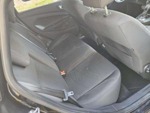 Black Ford Fiesta 2015 in Siauliai, with an engine capacity of 1.00 L and mileage of 228 thousand km for 5450 €, photo 17 on AUTOMOTO.COM.LV