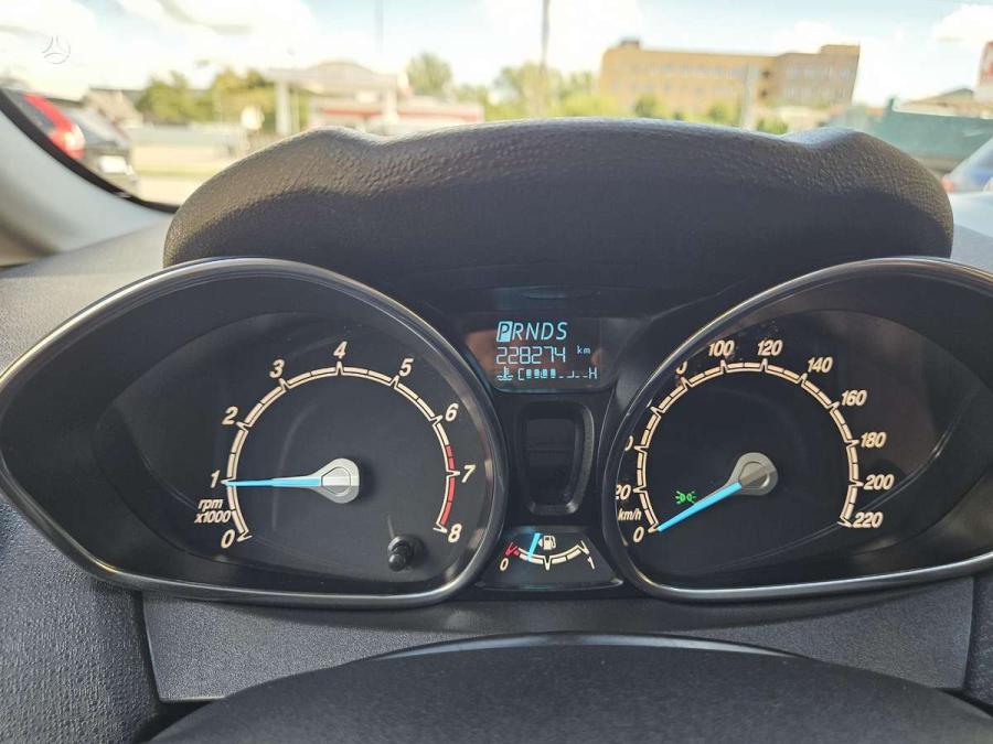 Black Ford Fiesta 2015 in Siauliai, with an engine capacity of 1.00 L and mileage of 228 thousand km for 5450 €, photo 23 on AUTOMOTO.COM.LV
