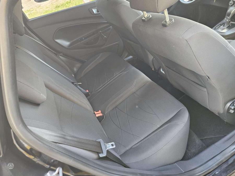 Black Ford Fiesta 2015 in Siauliai, with an engine capacity of 1.00 L and mileage of 228 thousand km for 5450 €, photo 17 on AUTOMOTO.COM.LV