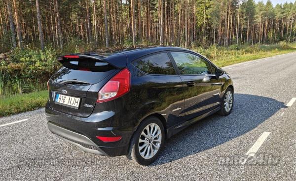 Melns Ford Fiesta 2015 Tallina, ar dzinēja tilpumu 1.50 L un nobraukumu 247 tūkst. km par 4300 €, foto 5 vietnē AUTOMOTO.COM.LV