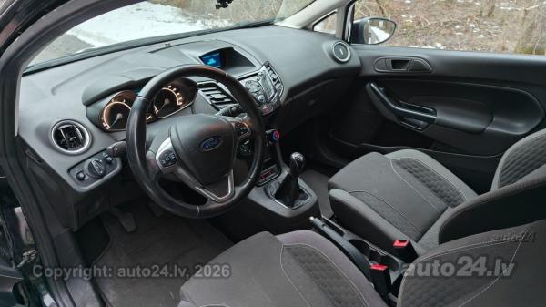 Melns Ford Fiesta 2015 Tallina, ar dzinēja tilpumu 1.50 L un nobraukumu 247 tūkst. km par 4300 €, foto 10 vietnē AUTOMOTO.COM.LV