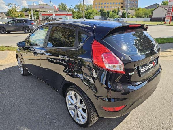 Black Ford Fiesta 2015 in Siauliai, with an engine capacity of 1.00 L and mileage of 228 thousand km for 5450 €, photo 5 on AUTOMOTO.COM.LV