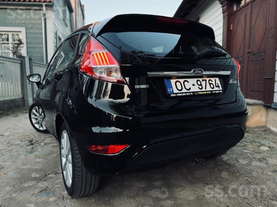 Melns Ford Fiesta 2016 Cēsis, ar dzinēja tilpumu 1.00 L un nobraukumu 0 tūkst. km par 7250 €, foto 7 vietnē AUTOMOTO.COM.LV
