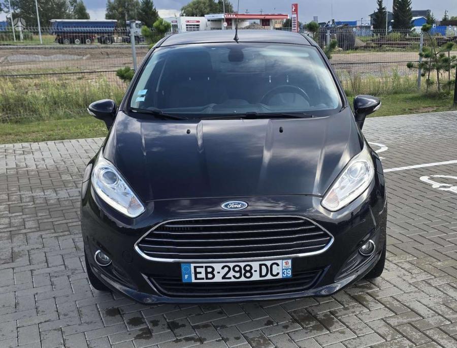 Black Ford Fiesta 2016 in Taurage, with an engine capacity of 1.00 L and mileage of 159 thousand km for 3550 €, photo 3 on AUTOMOTO.COM.LV