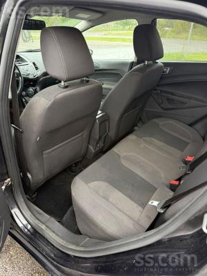 Melns Ford Fiesta 2016 Rīga, ar dzinēja tilpumu 1.00 L un nobraukumu 149 tūkst. km par 3800 €, foto 7 vietnē AUTOMOTO.COM.LV