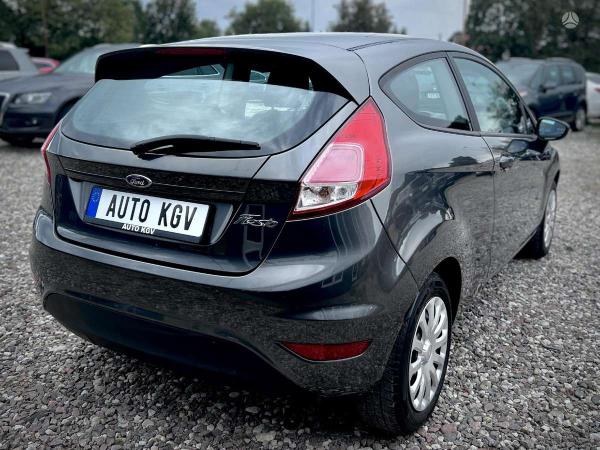 Black Ford Fiesta 2017 in Kaunas, with an engine capacity of 1.20 L and mileage of 61 thousand km for 5999 €, photo 4 on AUTOMOTO.COM.LV
