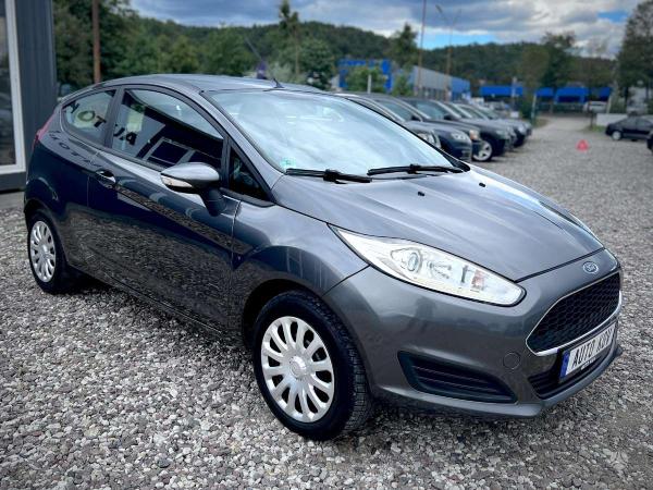 Black Ford Fiesta 2017 in Kaunas, with an engine capacity of 1.20 L and mileage of 61 thousand km for 5999 €, photo 5 on AUTOMOTO.COM.LV