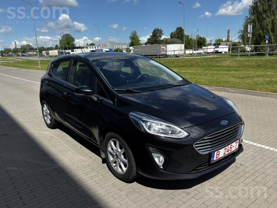 Black Ford Fiesta 2018 in Rezekne, with an engine capacity of 1.00 L and mileage of 119 thousand km for 6200 €, photo 4 on AUTOMOTO.COM.LV