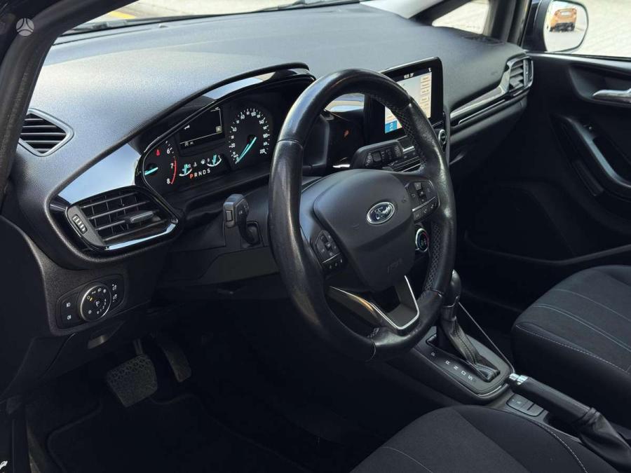 Melns Ford Fiesta 2018 Viļņa, ar dzinēja tilpumu 1.00 L un nobraukumu 130 tūkst. km par 6900 €, foto 13 vietnē AUTOMOTO.COM.LV