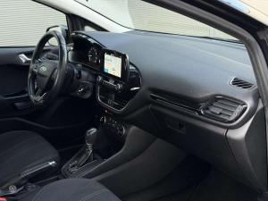 Melns Ford Fiesta 2018 Viļņa, ar dzinēja tilpumu 1.00 L un nobraukumu 130 tūkst. km par 6900 €, foto 15 vietnē AUTOMOTO.COM.LV