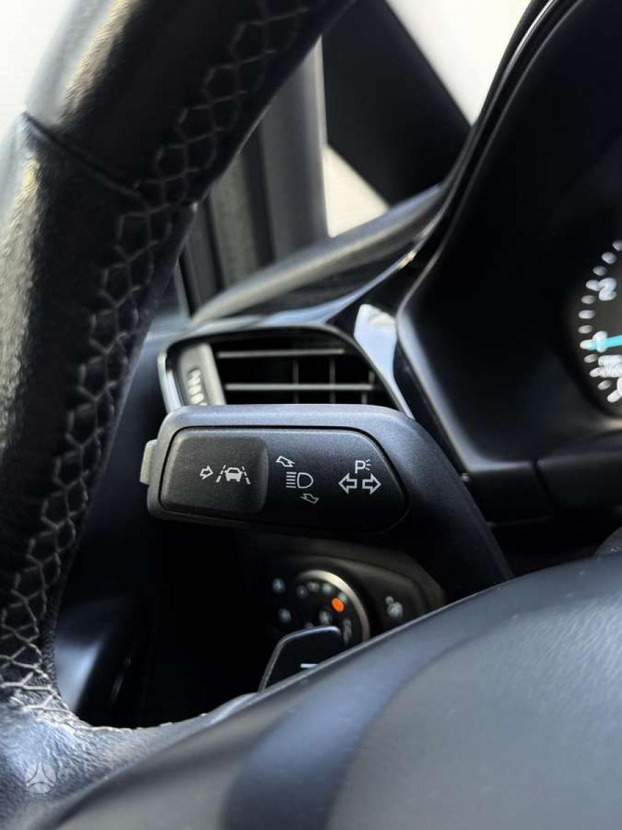 Melns Ford Fiesta 2018 Viļņa, ar dzinēja tilpumu 1.00 L un nobraukumu 130 tūkst. km par 6900 €, foto 28 vietnē AUTOMOTO.COM.LV