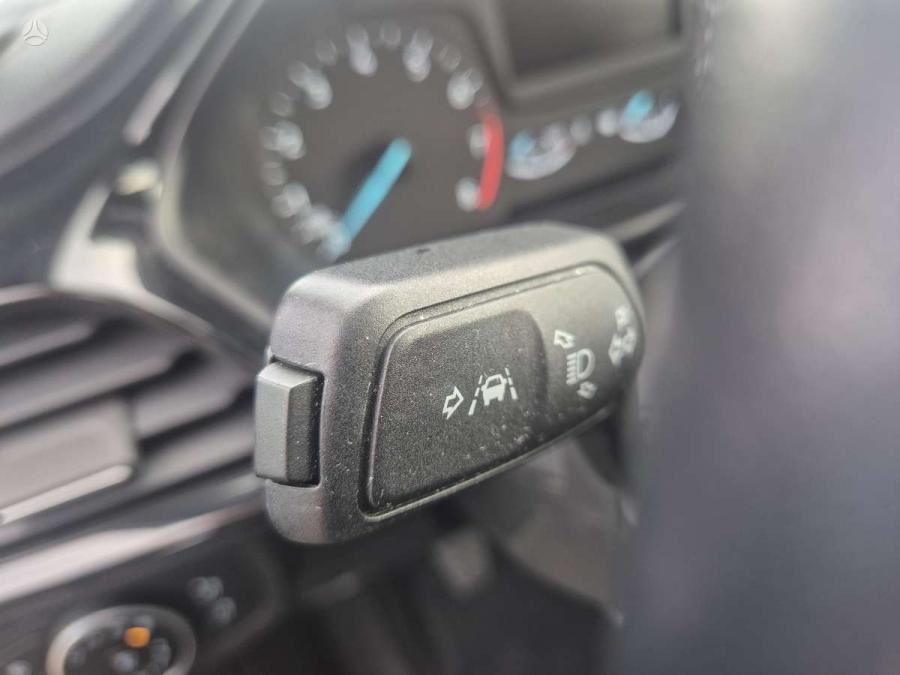 Melns Ford Fiesta 2018 Tauragė, ar dzinēja tilpumu 1.00 L un nobraukumu 124 tūkst. km par 6200 €, foto 12 vietnē AUTOMOTO.COM.LV