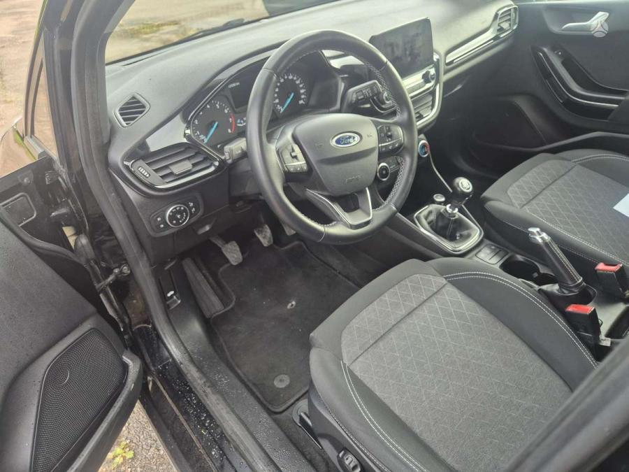 Melns Ford Fiesta 2018 Tauragė, ar dzinēja tilpumu 1.00 L un nobraukumu 124 tūkst. km par 6200 €, foto 13 vietnē AUTOMOTO.COM.LV