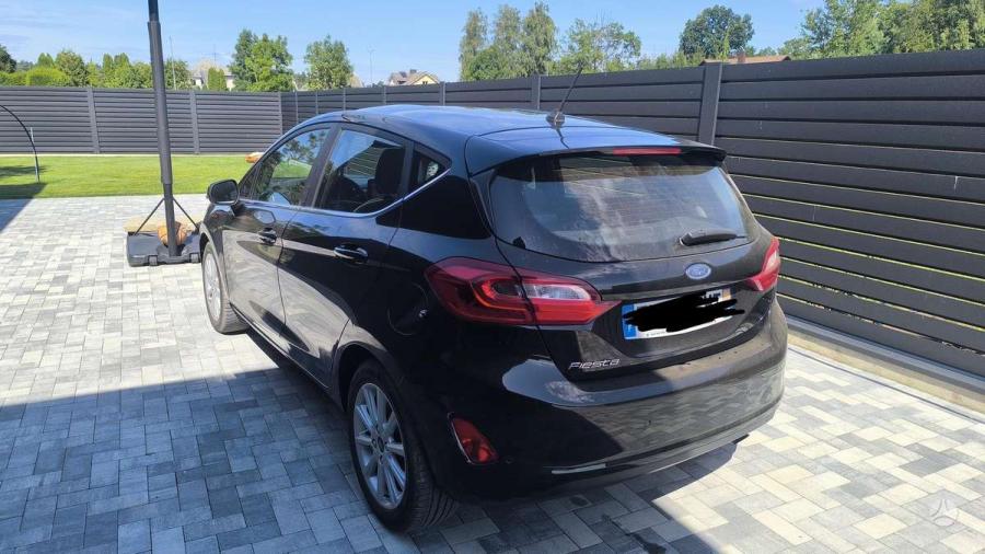 Black Ford Fiesta 2018 in Taurage, with an engine capacity of 1.00 L and mileage of 136 thousand km for 5100 €, photo 7 on AUTOMOTO.COM.LV