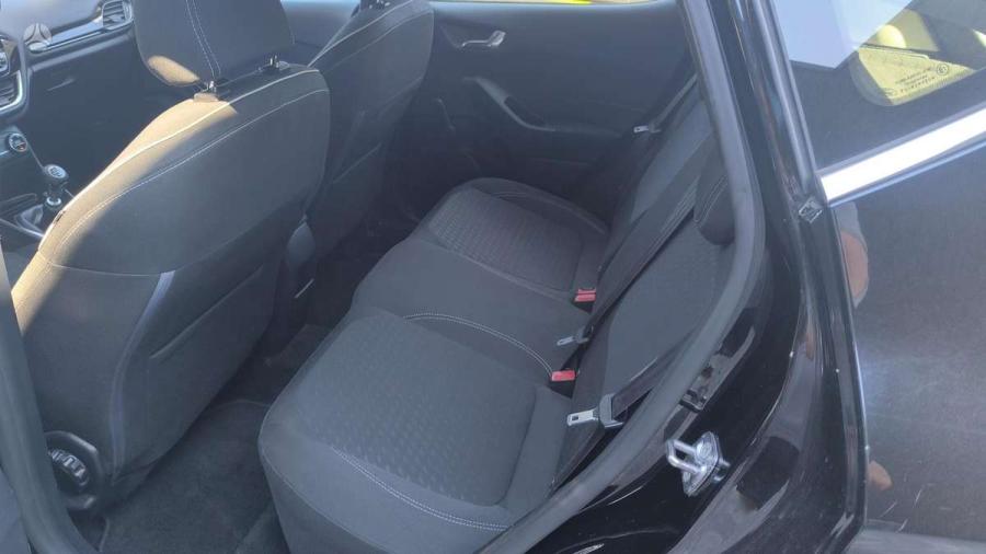 Black Ford Fiesta 2018 in Taurage, with an engine capacity of 1.00 L and mileage of 136 thousand km for 5100 €, photo 11 on AUTOMOTO.COM.LV