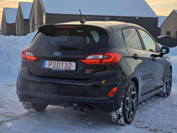 Black Ford Fiesta 2019 in Klaipeda, with an engine capacity of 1.50 L and mileage of 74 thousand km for 13800 €, photo 3 on AUTOMOTO.COM.LV