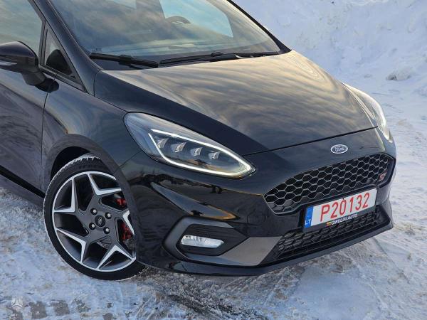 Black Ford Fiesta 2019 in Klaipeda, with an engine capacity of 1.50 L and mileage of 74 thousand km for 13800 €, photo 7 on AUTOMOTO.COM.LV