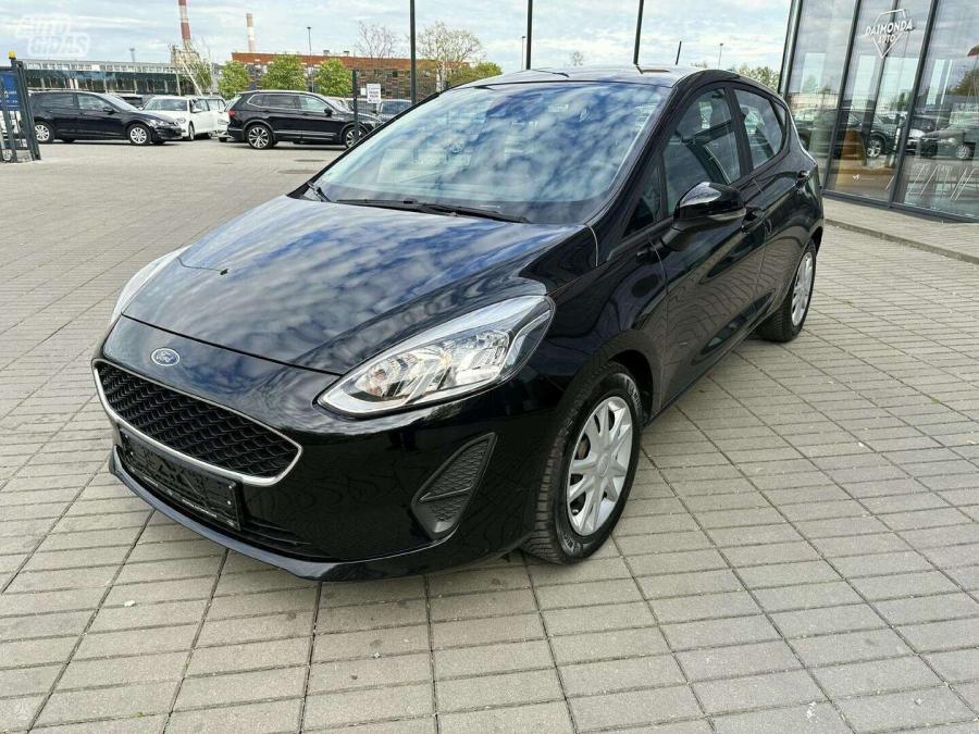 Black Ford Fiesta 2020 in Kaunas, with an engine capacity of 1.00 L and mileage of 198 thousand km for 5200 €, photo 1 on AUTOMOTO.COM.LV