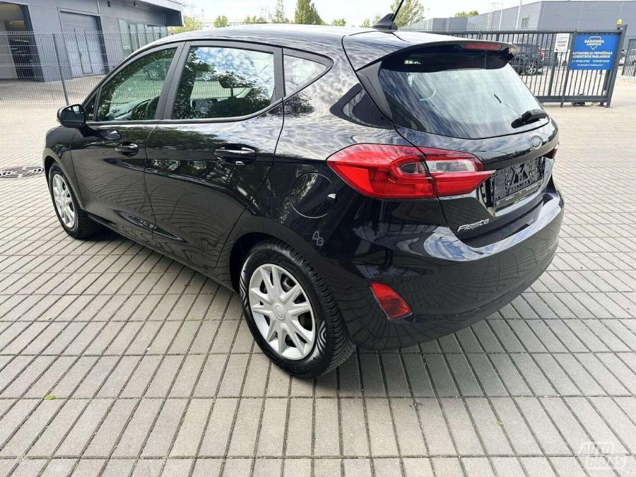 Black Ford Fiesta 2020 in Kaunas, with an engine capacity of 1.00 L and mileage of 198 thousand km for 5200 €, photo 4 on AUTOMOTO.COM.LV