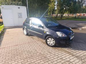 Blue Ford Fiesta 2007 in Riga, with an engine capacity of 1.30 L and mileage of 122 thousand km for 1250 €, photo 3 on AUTOMOTO.COM.LV