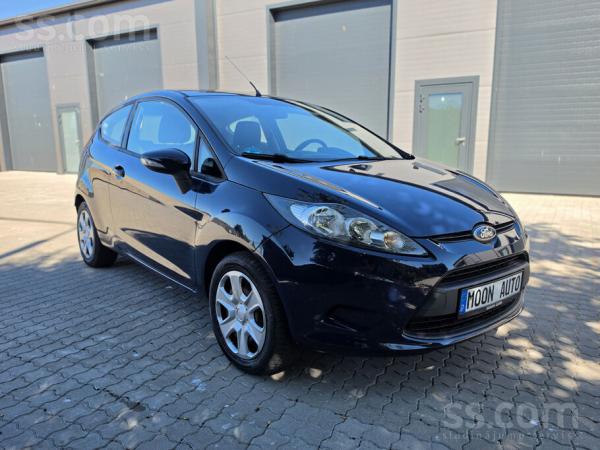 Blue Ford Fiesta 2011 in Liepaja, with an engine capacity of 1.20 L and mileage of 185 thousand km for 3390 €, photo 5 on AUTOMOTO.COM.LV