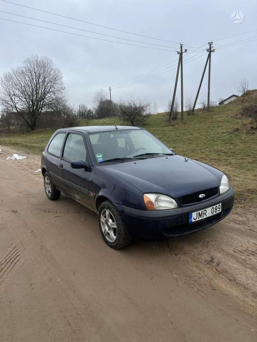 Zils Ford Fiesta 2001 Viļņa, ar dzinēja tilpumu 1.24 L un nobraukumu 180 tūkst. km par 250 €, foto 7 vietnē AUTOMOTO.COM.LV