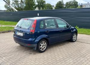 Blue Ford Fiesta 2003 in Riga, with an engine capacity of 1.40 L and mileage of 370 thousand km for 680 €, photo 4 on AUTOMOTO.COM.LV