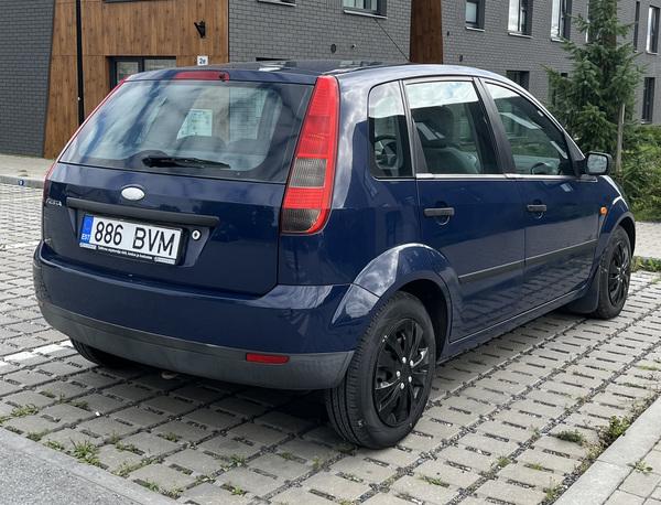 Zils Ford Fiesta 2003 Tallina, ar dzinēja tilpumu 1.30 L un nobraukumu 293 tūkst. km par 799 €, foto 7 vietnē AUTOMOTO.COM.LV