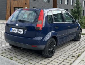Zils Ford Fiesta 2003 Tallina, ar dzinēja tilpumu 1.30 L un nobraukumu 293 tūkst. km par 799 €, foto 9 vietnē AUTOMOTO.COM.LV