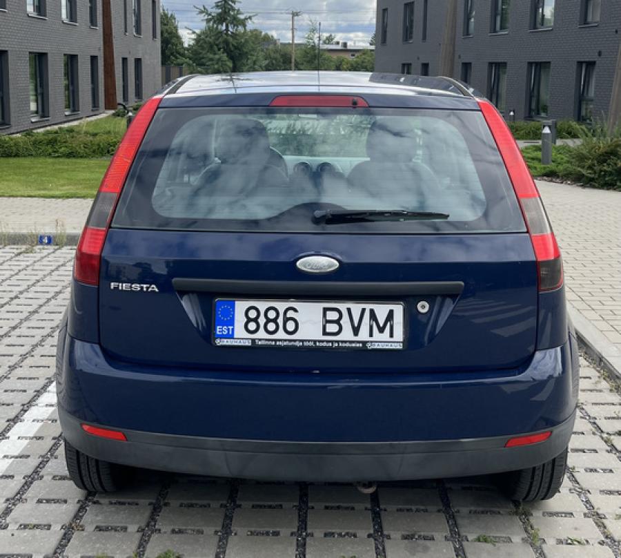 Zils Ford Fiesta 2003 Tallina, ar dzinēja tilpumu 1.30 L un nobraukumu 293 tūkst. km par 799 €, foto 12 vietnē AUTOMOTO.COM.LV
