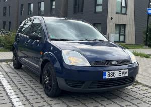 Zils Ford Fiesta 2003 Tallina, ar dzinēja tilpumu 1.30 L un nobraukumu 293 tūkst. km par 799 €, foto 21 vietnē AUTOMOTO.COM.LV