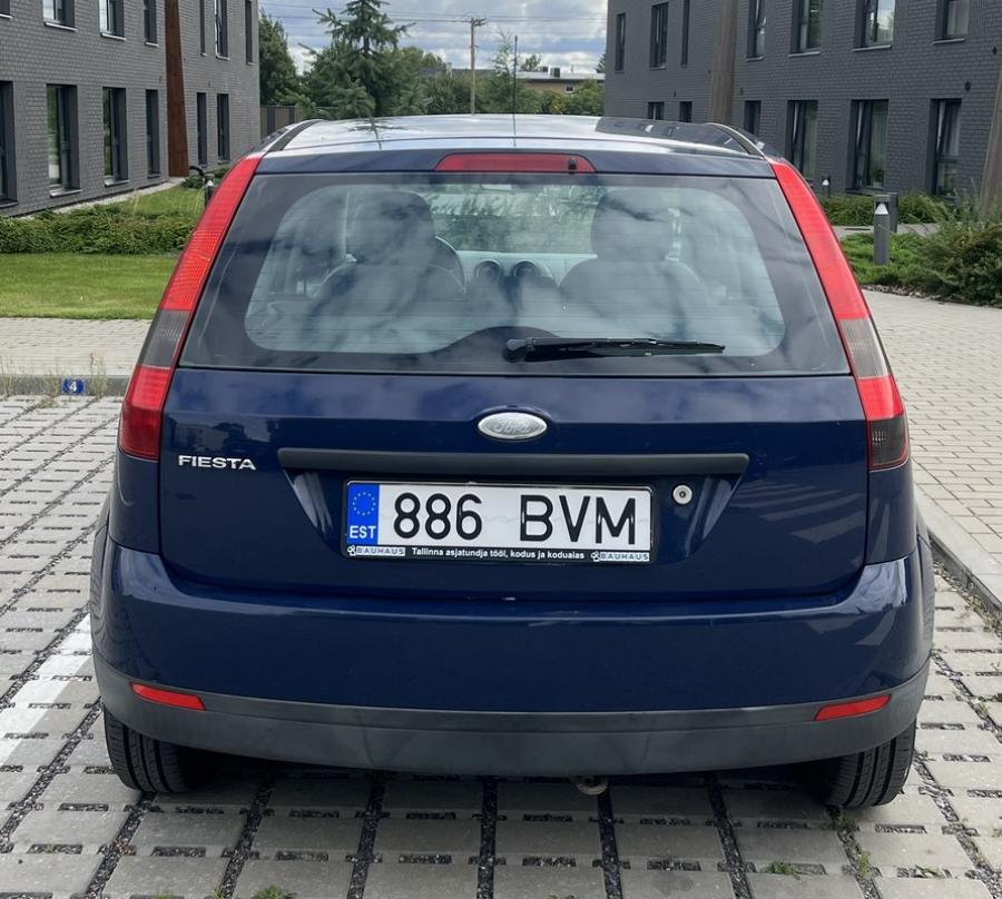 Zils Ford Fiesta 2003 Tallina, ar dzinēja tilpumu 1.30 L un nobraukumu 293 tūkst. km par 799 €, foto 29 vietnē AUTOMOTO.COM.LV