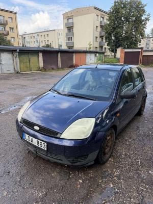 Blue Ford Fiesta 2003 in Kaunas, with an engine capacity of 1.40 L and mileage of 210 thousand km for 399 €, photo  on AUTOMOTO.COM.LV